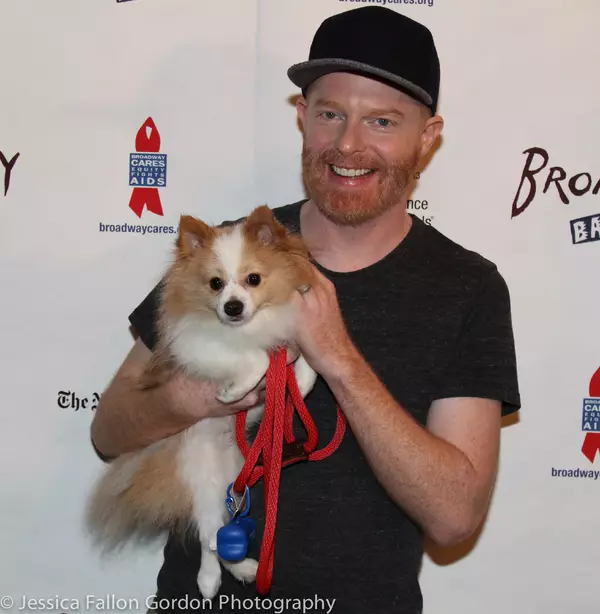 Broadway Havlıyor Jesse Tyler Ferguson