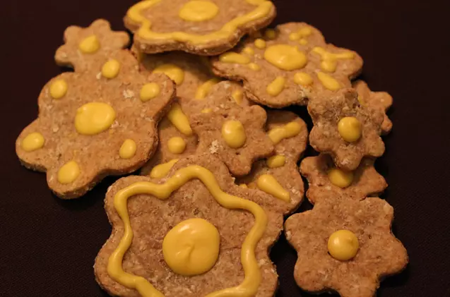 Cheese Whiz Dog Treat Recept 14274_1