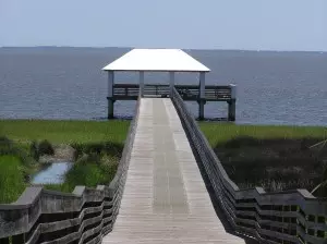 St. George Island dia tanàna mahafinaritra ho anao sy Fido.