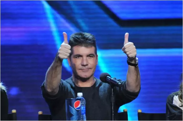 USimon Cowell Unikele Ngezinkulungwane Ukuqeda Ukufuya Inyama Yezinja 32067_1