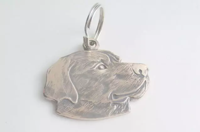 Mga Regalo para sa Labrador Retriever Lovers: Lab Keychain