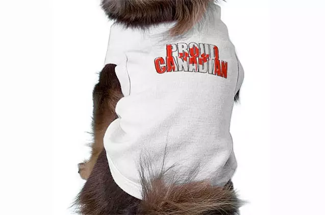 Canuck Eh-essensielt for kanadiske hjørnetenner: Canada Dog Shirt