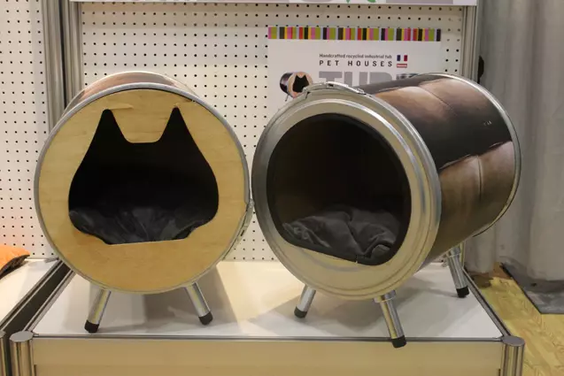 Nìkan Fido Trendy Tub Dog ati Cat Houses