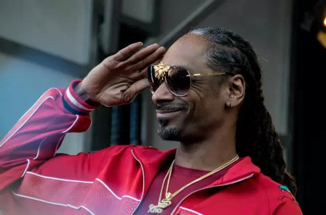 Snoop Dogg, Adını Verdiği Terk Edilmiş Köpeği Sahiplendirmeyi Teklif Etti 5004_1