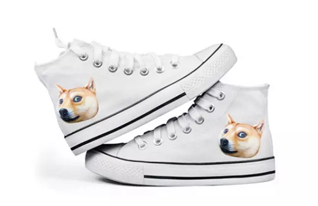 Baie pret Doge Knick-Knacks: Doge Shoes